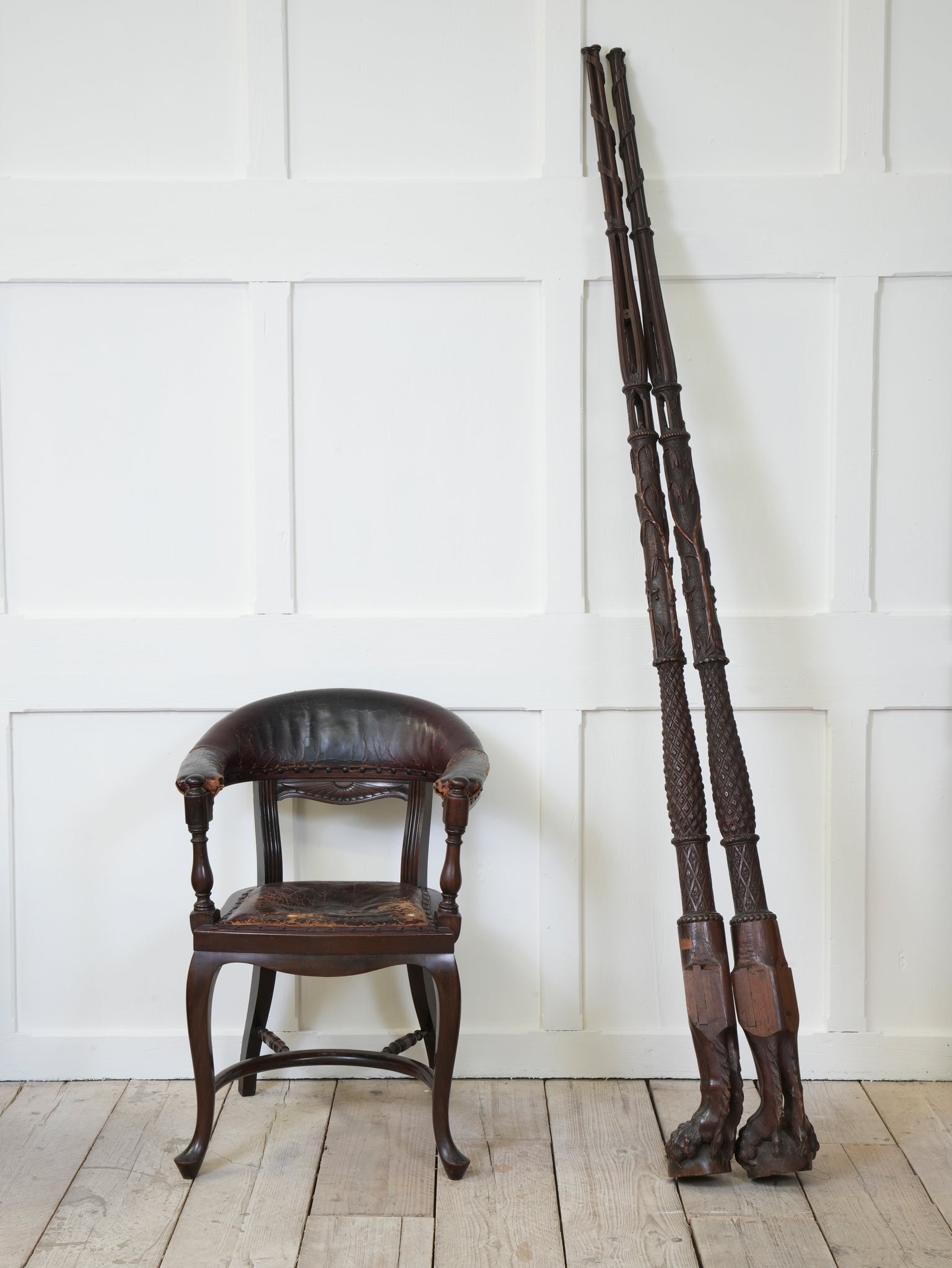 An Outstanding Pair of 18th Century Mahogany Bedposts – Drew Pritchard Ltd