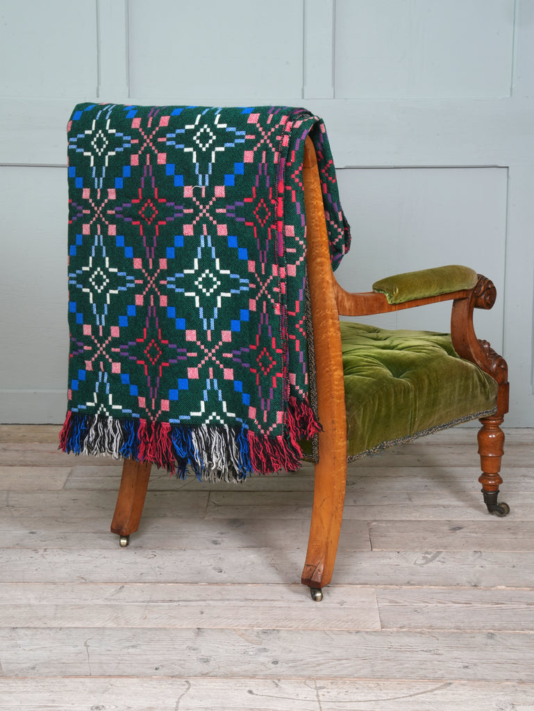 A Tregwynt Mill Welsh Tapestry Blanket – Drew Pritchard Ltd